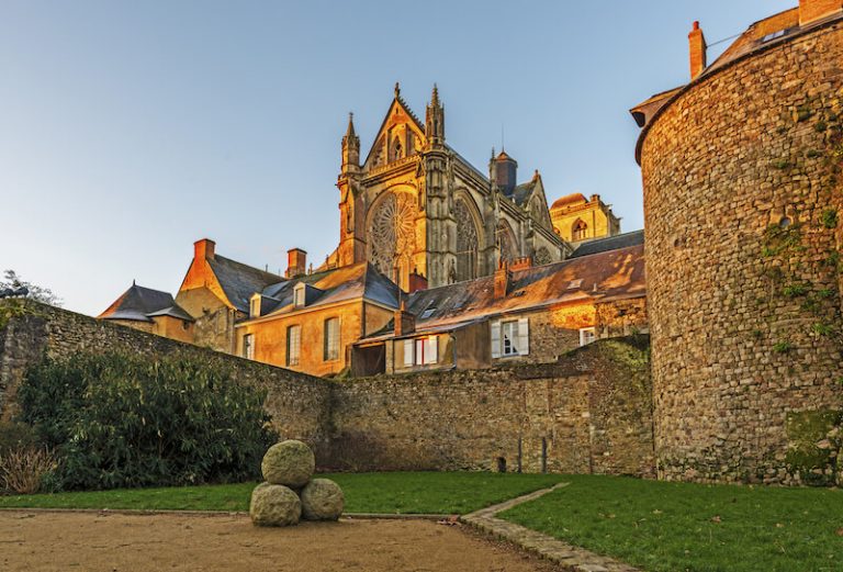 Discover 8 Unmissable Northern France Cities (Paris day trips!)